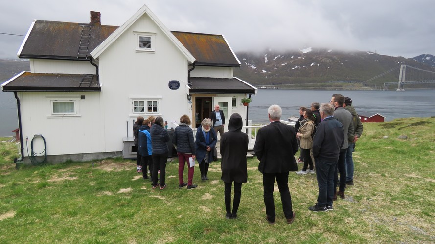 Avduking av Blå skilt i Kvalsund kommune - Kvalsund kommune